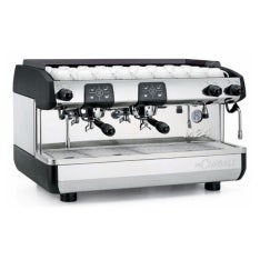 Scopri la macchina caffè Cimbali M24 | Nestlé Professional